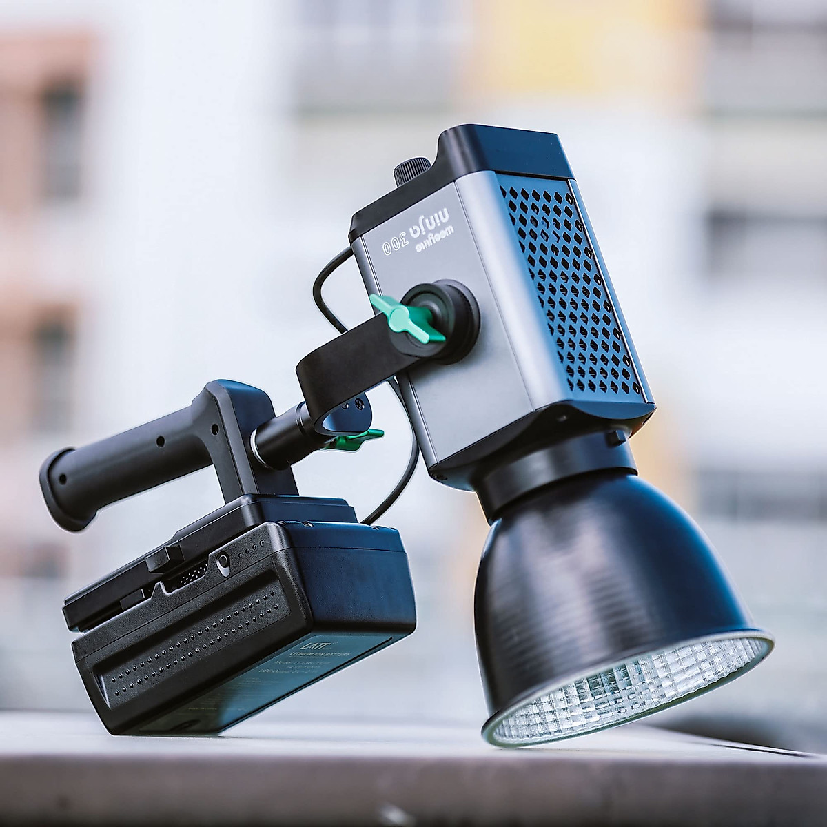 VILTROX V Mount Battery Plate, V-Mount Battery Bracket Plate, 14.8V/ 2.5A-5.5A DC, D-tap Output