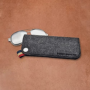 Yonput 2 PCS Thickened Felt Sunglasses Case Portable Eyeglasses Pouch Glasses Bag, Soft Felt Slip-in Pouch Case for Women Men (Black)