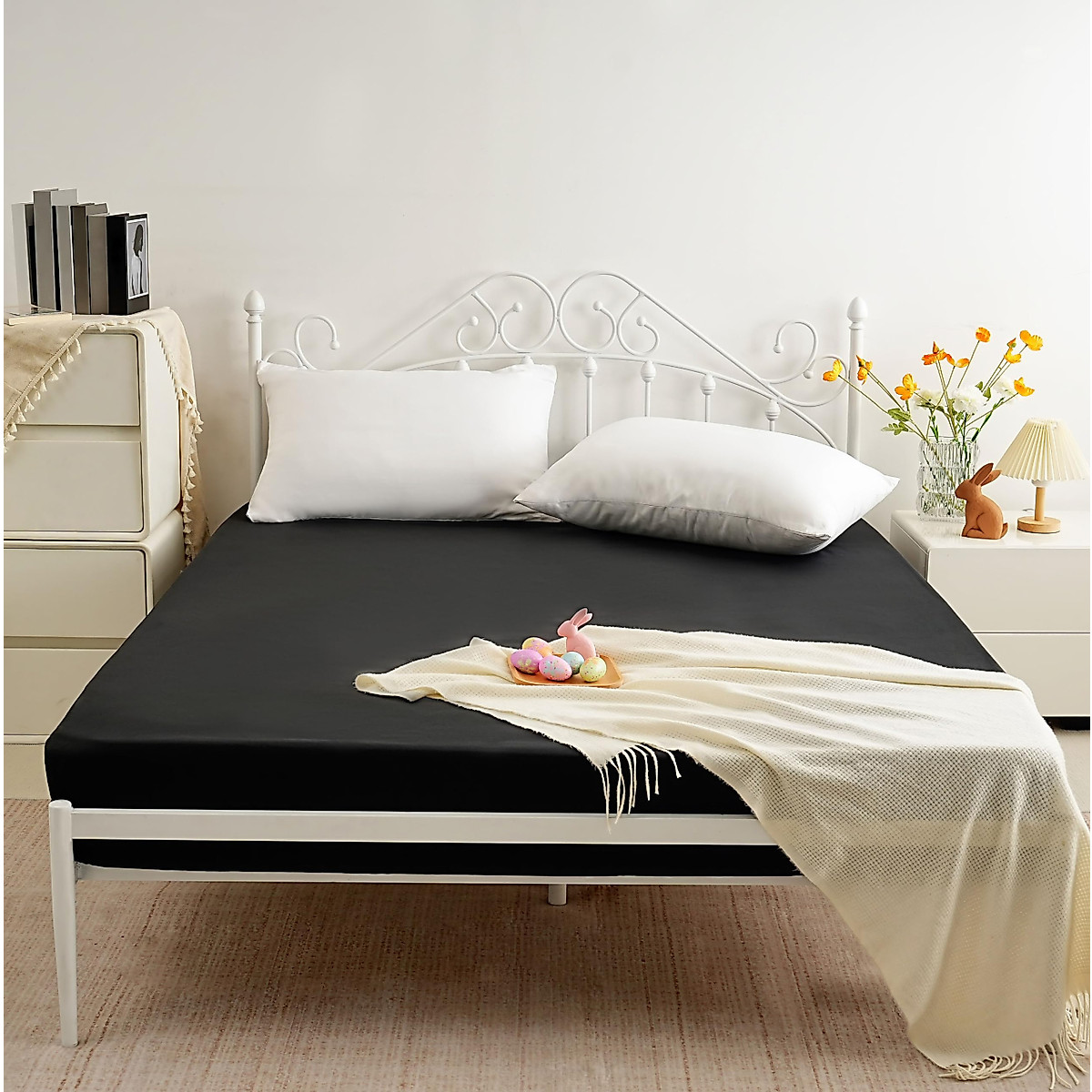 AYASW Fitted Sheet Only Full Size Deep Pocket 16 Inches Soft and Cozy Bed Bottom Sheet 1 Piece 1800 Double Brushed Microfiber Wrinkle Fade Resistant Easy Care Stable Black Holiday Decor