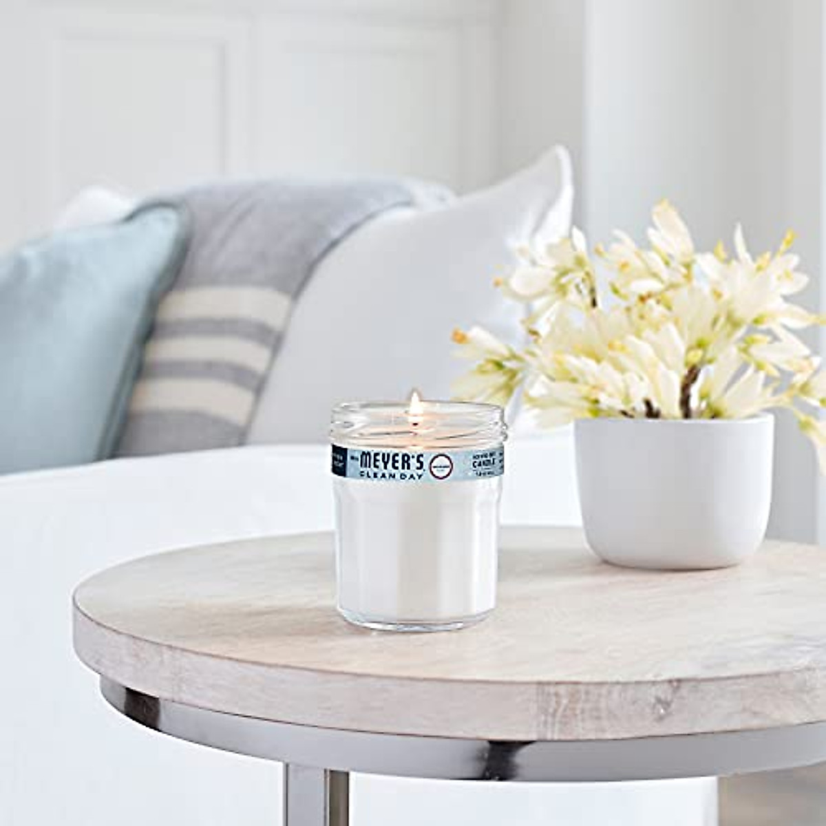 Mrs. Meyer's Soy Aromatherapy Candle, 35 Hour Burn Time, Made with Soy Wax and Essential Oils, Snowdrop, 7.2 oz