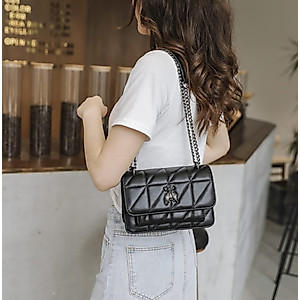 Beatfull Small Quilted Crossbody Bags for Women Stylish Bee Purses and Handbags with Double Chain Design