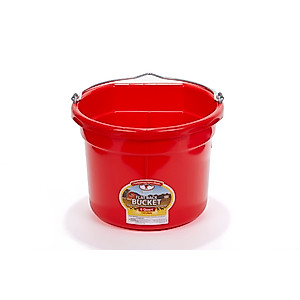 Little Giant® Flat Back Plastic Animal Feed Bucket | Animal Feed Bucket with Metal Handle | Horse Feed & Water Bucket | 8 Quarts | Red