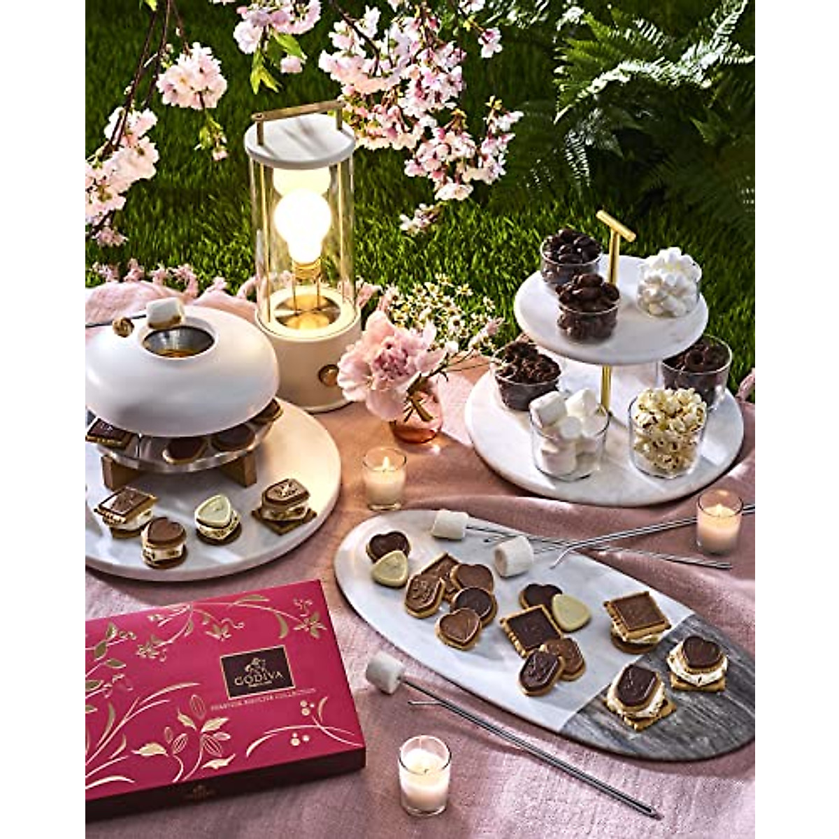 Godiva Chocolatier Assorted Chocolate Box of Biscuits, 32 pc, 9.1 oz