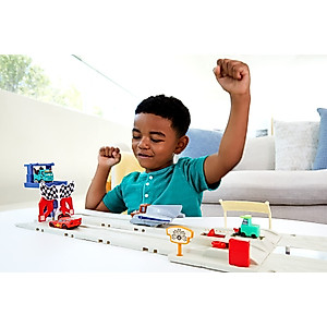 Disney Cars Toys, Cars On The Road, Salt Flats Super Speed Playset, Includes Super Speed Mater and Sarah Coggs Pitty