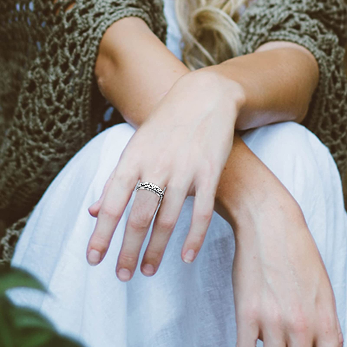 HUASAI Anxiety Ring for Women Fidget Band Ring Moon Sun Star Spinner Rings Stress Relief Rings for Meditation Anti Anxiety Rotating Ring(Moonphase-8)