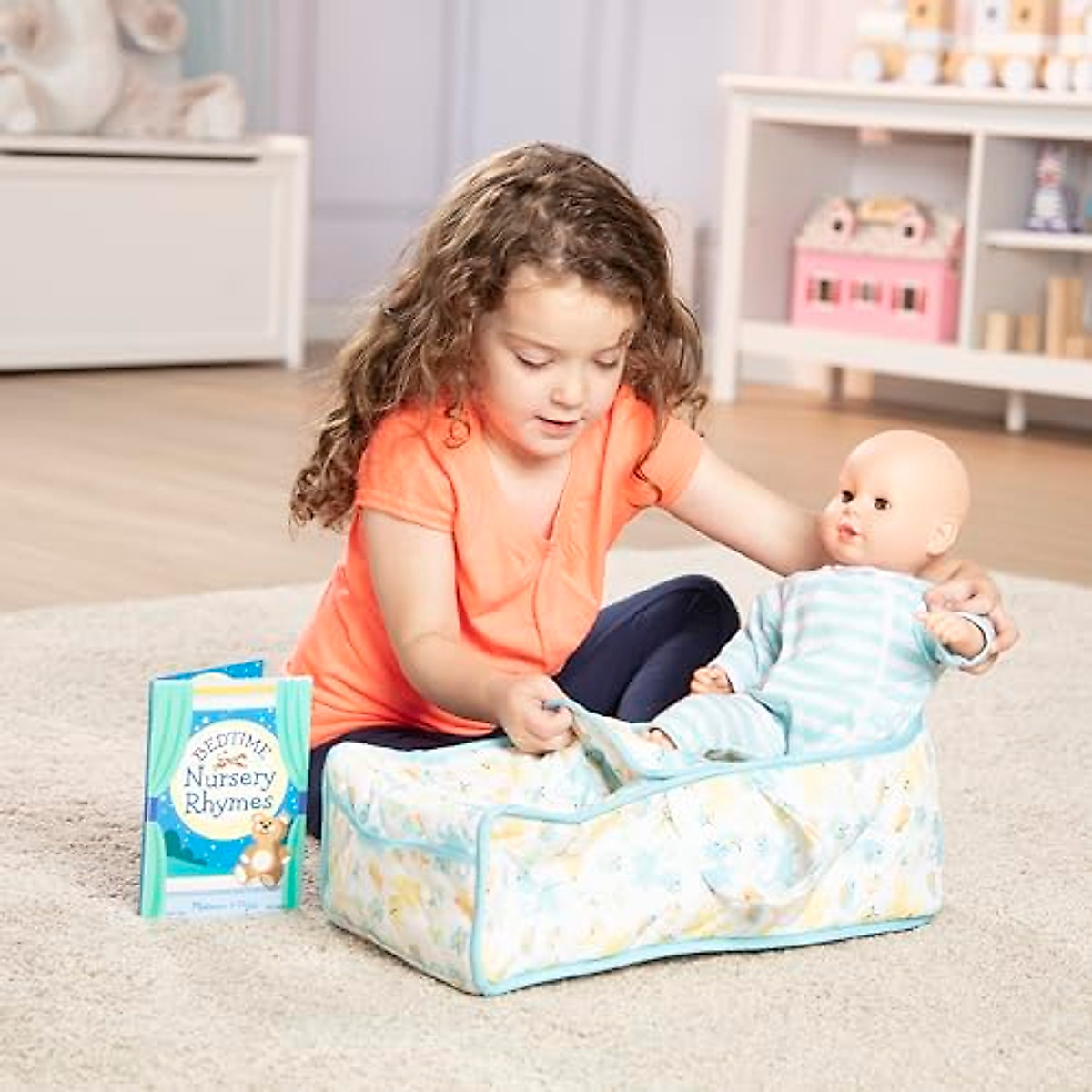 Melissa & Doug Mine to Love Bassinet Play Set Portable Carrier for Dolls with Crinkle Toy, for 3+ years, Nursery Rhyme Book