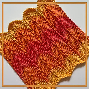 Wool Wonders Medium Heavy Worsted/Aran Weight #4 Super Soft Variegated Yarn for Knitting and Crochet, 30% Australian Wool and 70% Acrylic, 4 Skeins, 400g/640yds (Flaming Orange)