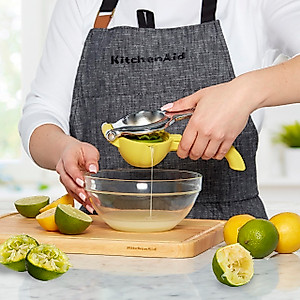 KitchenAid Citrus Squeezer, Standard, Yellow