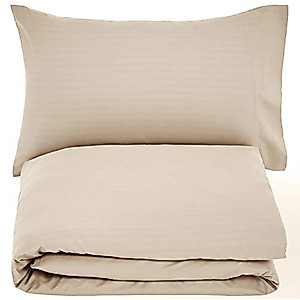 AmazonBasics Deluxe Microfiber Duvet Cover Set with pillow case(s) – 135x200cm, Beige