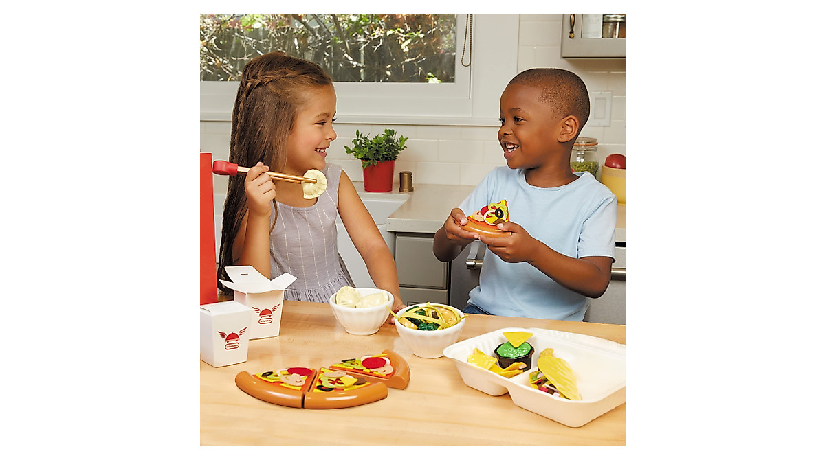 Little Tikes Food Delivery Set - Fun Pretend Play Toy