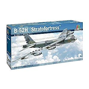 Italeri ITA1442 1:72 B-52H Stratofortress [Model Building Kit], Multi-Color