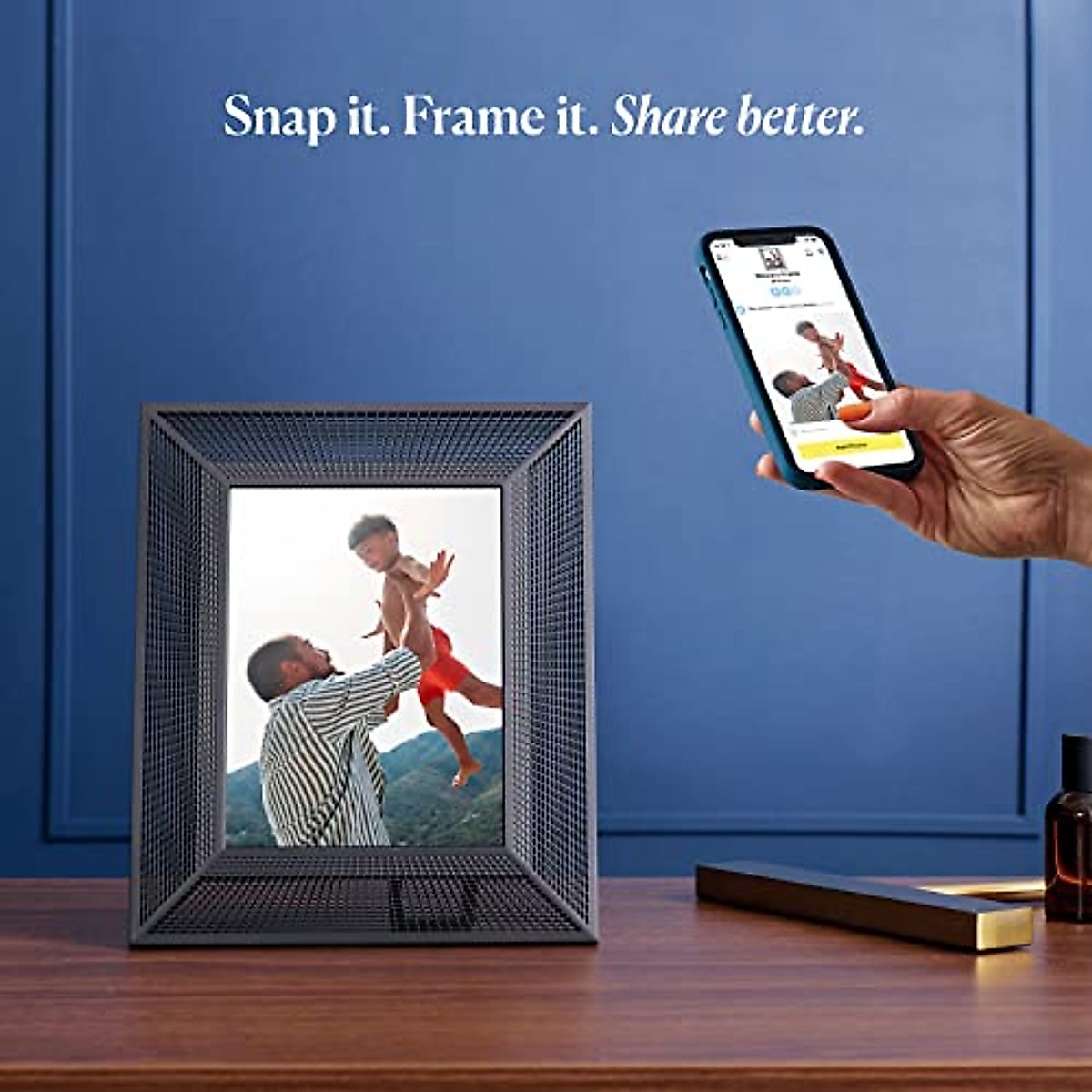 Aura Smith 2K WiFi Digital Picture Frame, 10.1”, Add Photos with Aura App, Free Unlimited Storage - Easy to Use - Plays Videos - The Best Digital Photo Frame - Black Onyx