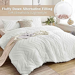 Nanko Twin Size Comforter Set White Tufted Jacquard Boho Soft Shabby Chic Reversible Down Alternative Microfiber Bedding - All Season Duvet and 1 Pillowcases Farmhouse Bed Sets Women Men 68 x 90 2pc