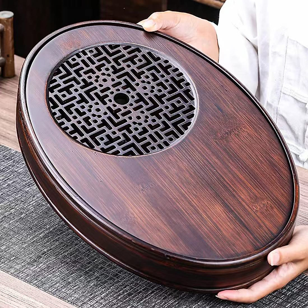Oval Chinese Kungfu Bamboo Tea Tray Table Box with Water Storage for Gongfu Tea Set (Large)