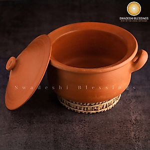 Swadeshi Blessings Exclusive Range Unglazed Clay Pot For Serving with Lid/Earthen Kadai/Mud Handi/Mitti Ke Bartan (With Mirror Shine) + PALM STAND & ASH For Cleaning (4.5 Liters)