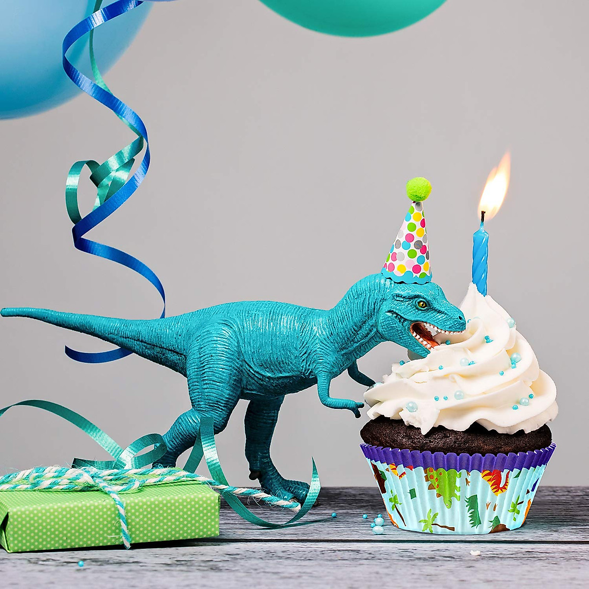 200 Pieces Dinosaur Cupcake Wrappers Dino Cupcake Holders Dinosaur Baking Cups Dinosaur Cupcake Liners for Baby Shower Wedding Birthday