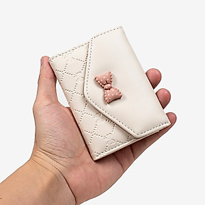 SUMGOGO Womens Small Wallet Girls Cute Cartoon Pig Trifold Little Slim Short Card Wallets (Green)