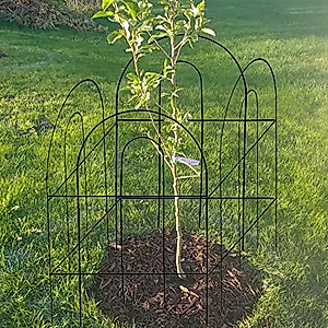 YOUKOOD 18 Inch Decorative Garden Fence 18 in x 13 in, Landscape Panel, Folding Patio Fences Flower Bed Pet Barrier Section Panel Decorative Fence, Animal Barrier for Outdoor Garden Fence (Pack of 5)