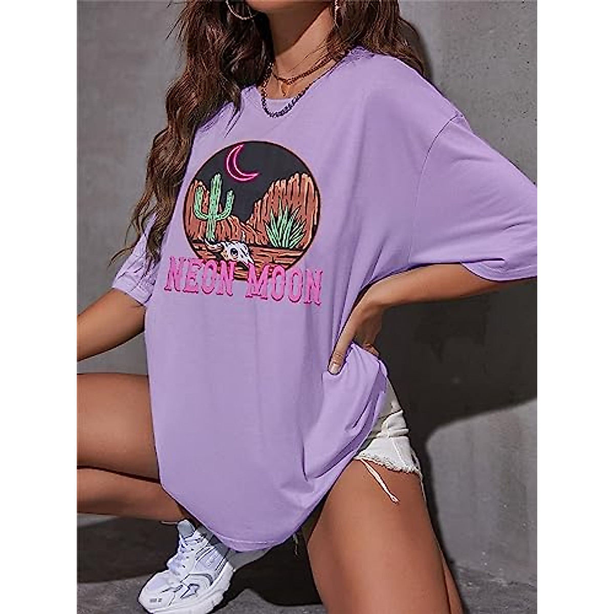Women's Oversized T Shirts Neon Moon Shirts Classic Country Cowgirl T-Shirt Music Vintage Graphic Tee Tops