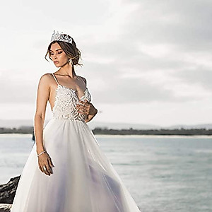 TOCESS Silver Crown for Women Crystal Tiara for Girls Rhinestone Queen Princess Crown for Bridal Wedding Prom Costume Party Quinceanera Hair Accessories, Ideal Gift for Women (Silver)