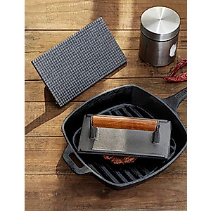 New Star Foodservice 42542 Extra Heavy Large Commercial Grade Iron Steak Weight/Bacon Press, 9.25-Inch by 5.25-Inch