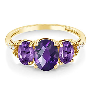Gem Stone King 10K Yellow Gold Oval Checkerboard Purple Amethyst and Diamond Accent 3-Stone Engagement Ring | 2.14 Cttw | 3 Stone Wedding Anniversary Promise Ring For Women (Size 5)