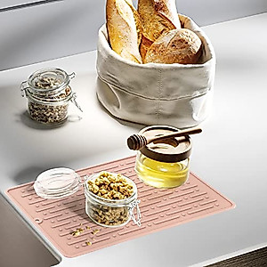 GeeRic Dish Drying Mats, Heat-resistant Silicone Mat for Kitchen Counter, Non-Slip Dish Dry Mat Dishwasher Safe Large, Pink