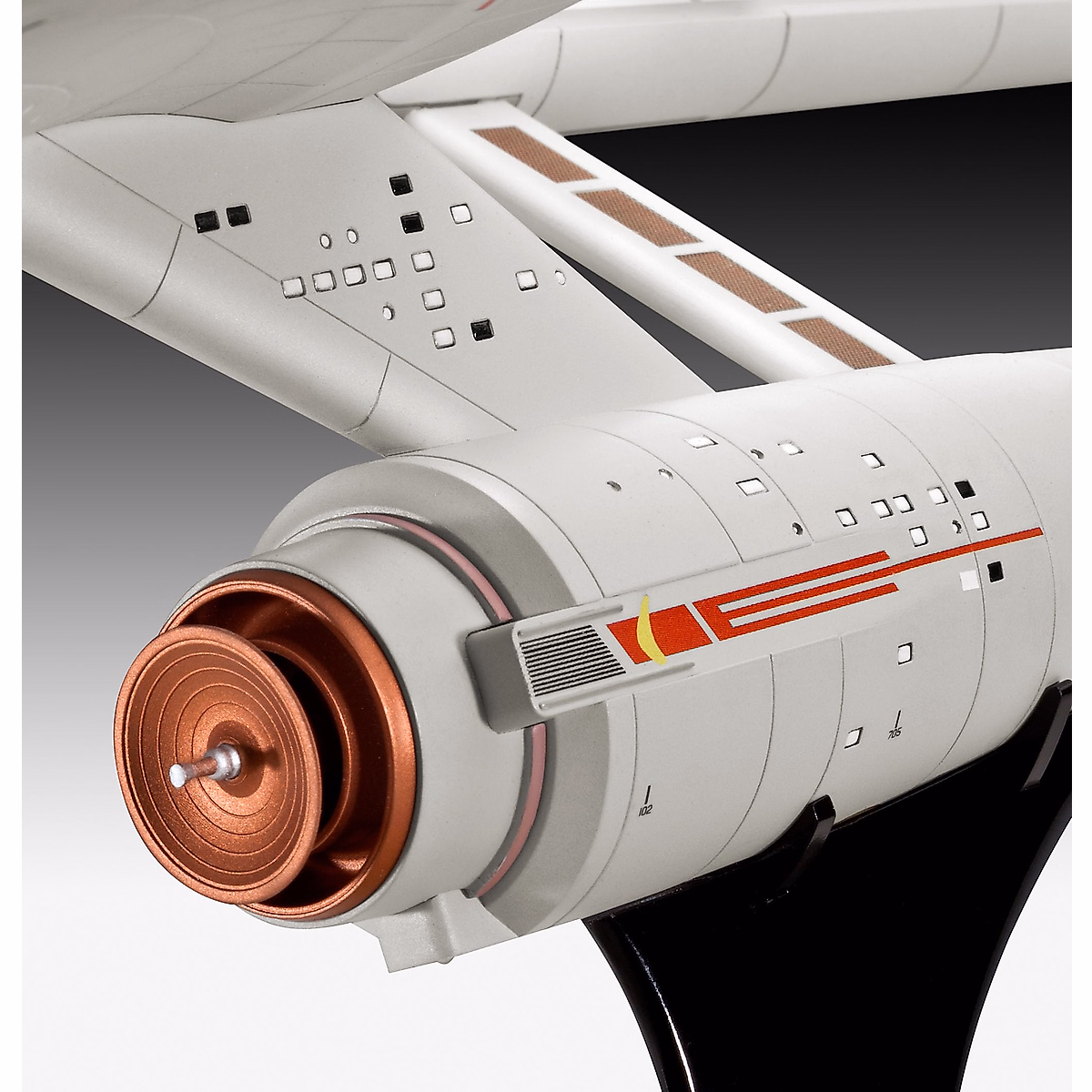 Revell 04991 Star Trek U.S.S. Enterprise NCC-1701 (TOS) 1:600 Scale Model Kit