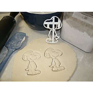 INSPIRED BY SNOOPY PET BEAGLE COMICS CARTOON CHARACTER COOKIE CUTTER BAKING TOOL MADE IN USA PR615