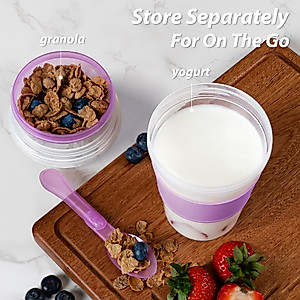Freshmage 4 Pack 20 oz Yogurt Parfait Cups with Lids, Reusable Overnight Oats Containers with Lids, Folding Spoons and Topping Compartment for Breakfast to Go