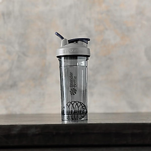 BlenderBottle Shaker Bottle Pro Series Perfect for Protein Shakes and Pre Workout, 28-Ounce, Pebble Grey