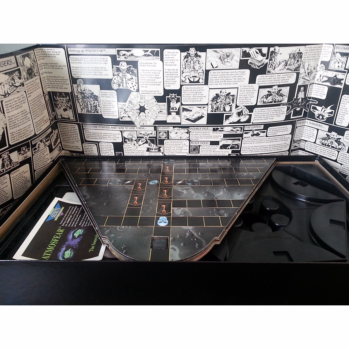 Atmosfear - VHS Board Game