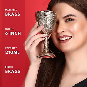 REPLICARTZ Chalice Goblet Communion Cup - Halloween Brass Gold Wine Glasses - Elegant Catholic Gothic - King Arthur Medieval Decor Drinkware - Christmas, Wedding Chalice Gifts, 210 ml, 7.10 oz