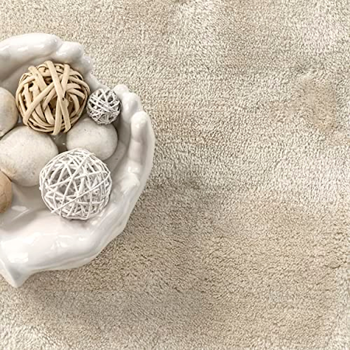 nuLOOM 4' Round Cozy Plush SuperiorWash Area Rug, Machine Washable, Non-Slip, Soft Fluffy Shag Carpet for Living Room Bedroom Kids Room Nursery Home Decor, Loni Cream