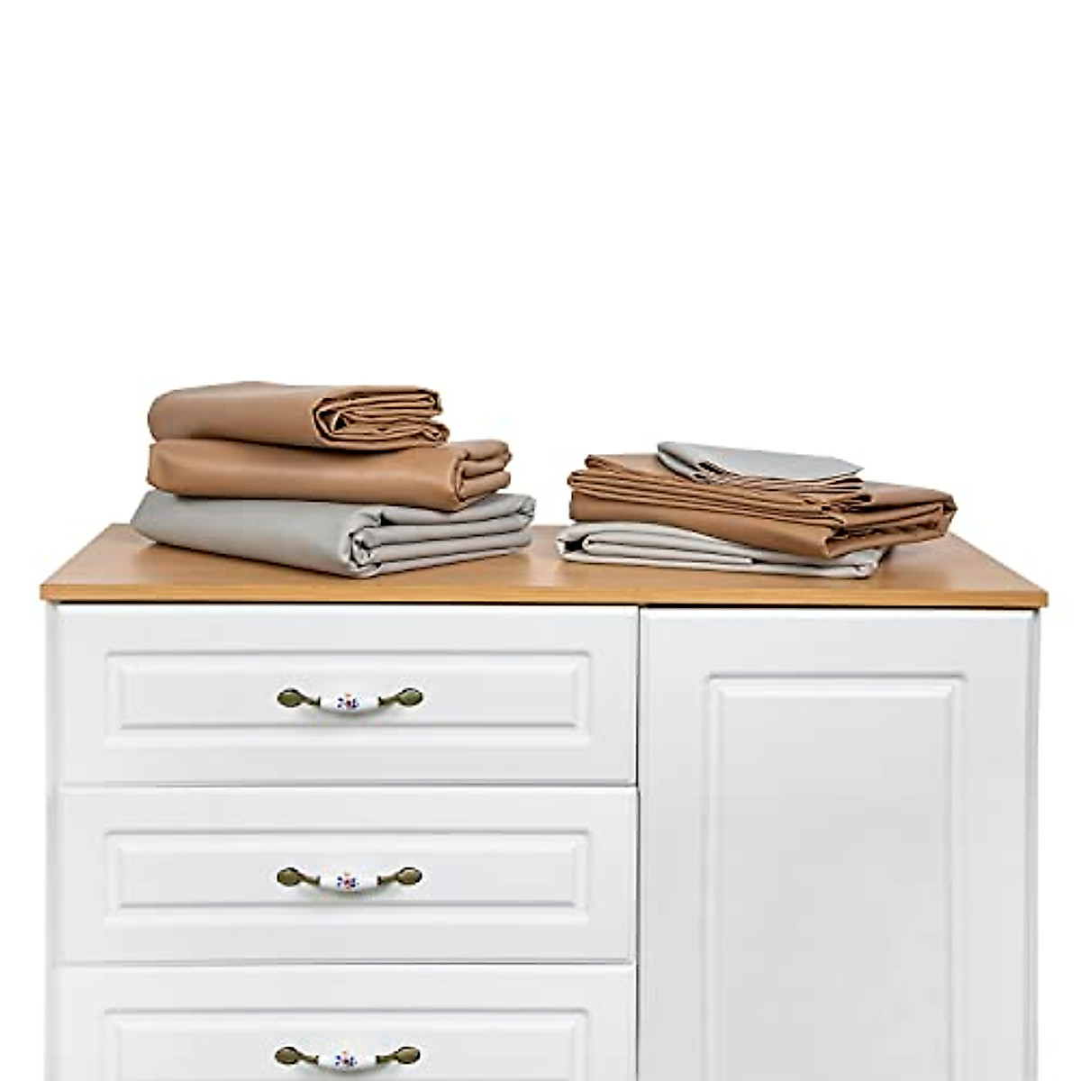 Brite Tools Premium Leather Splat Mat Under High Chair 52” Anti-Slip Bonded Suede Backing Wipeable Waterproof Stain Spill Resistant Floor Cover Portable Baby Drop Table Cloth Blanket (Brown (Round))