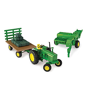 ERTL John Deere Haying Set - 1:32 Scale - Collectible John Deere Toys - Authentic Die-Cast Farm Toys - 3 Years and Up