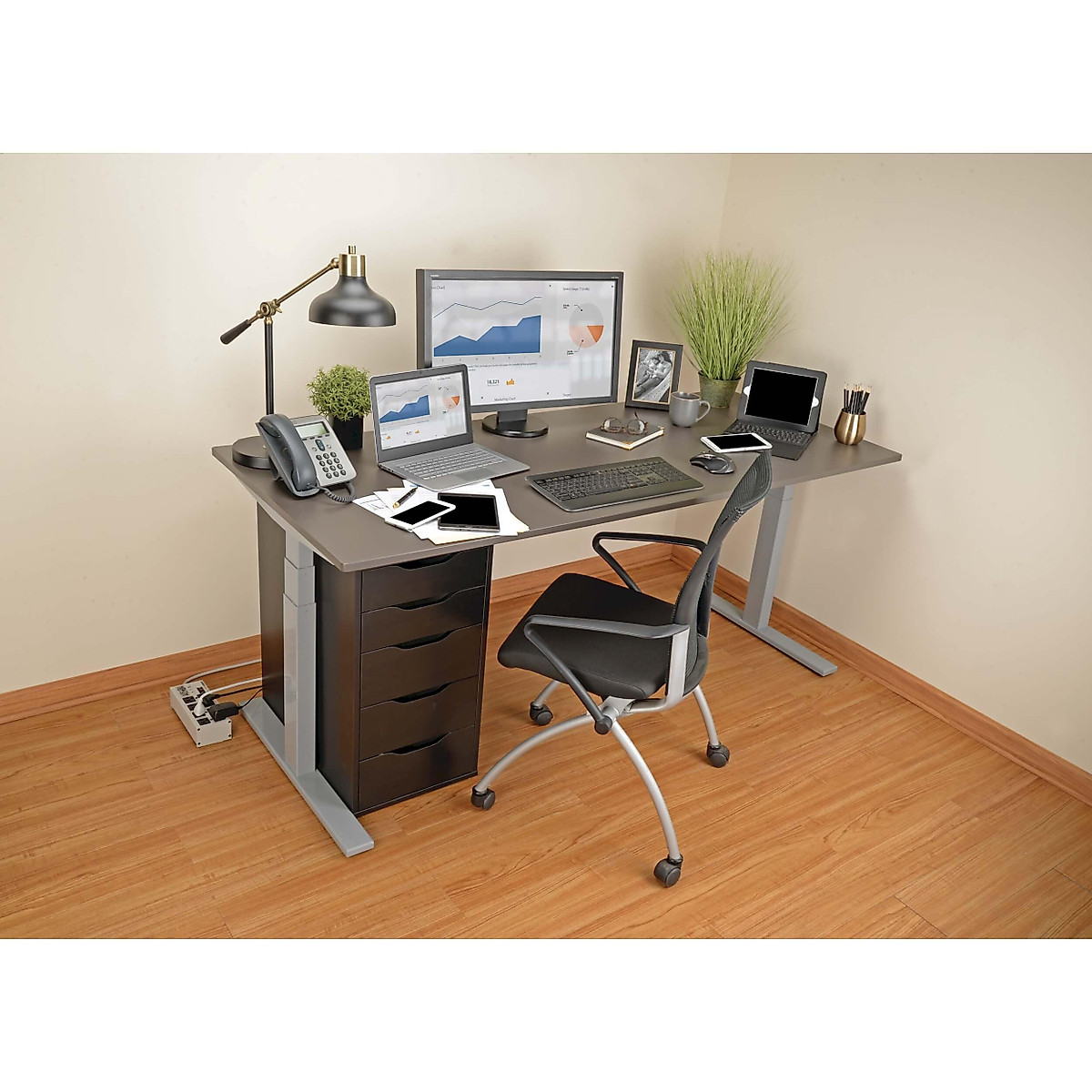 Tripp Lite Isobar 8 Outlet Surge Protector Power Strip, 25ft Long Cord, Right-Angle Plug, Metal, & $50,000 INSURANCE (ISOBAR825ULTRA) Gray