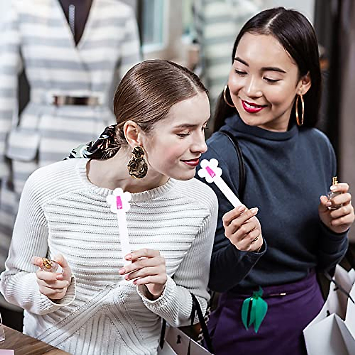 TBoxBo 200 Pack Perfume Test Strips Flower Shape Perfume Paper Strips Premium Fragrance Test Strips for scents and Essential Oils, QEE2124151ADS