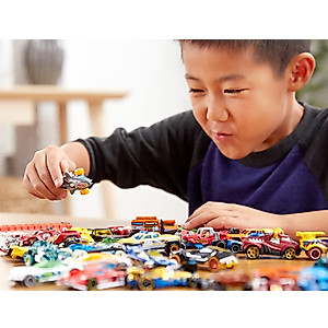 Hot Wheels Super Speed Blastway Track Set with 1:64 Scale Toy Trucks and Cars 20-Pack and 10-Pack Toy Cars(Styles May Vary)