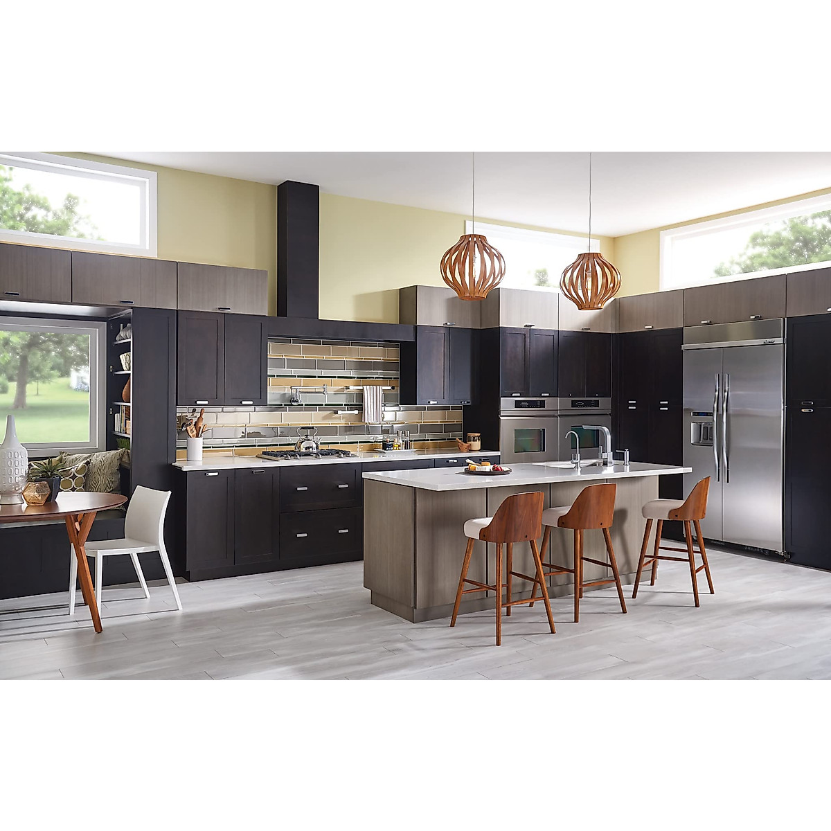 Moen YB8824CH 90 Degree Modern 24-Inch Single Bathroom Single-Towel Bar, Chrome