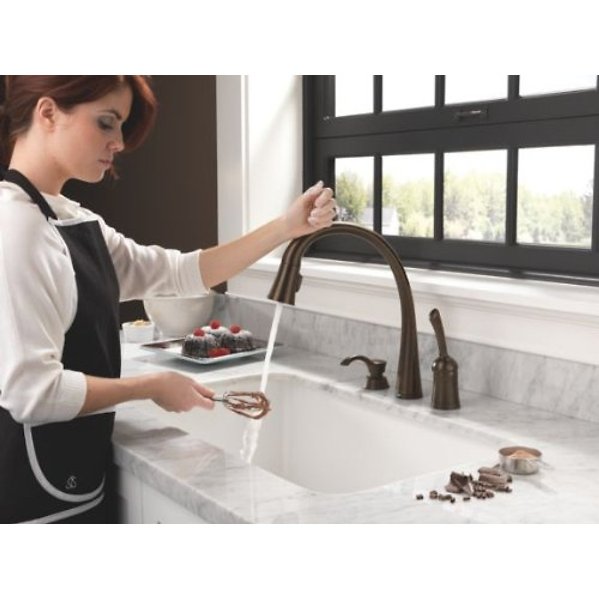 Delta Faucet Pilar Kitchen Soap Dispenser for Kitchen Sinks, Venetian Bronze RP50781RB
