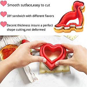 Crethinkaty Sandwich Cutters and Sealers for Children - 5 Pieces - Dinosaur Sandwich Sealers and Mouse Star Airplane Stainless Steel Vegetable Cutters for Kids Boys & Girls