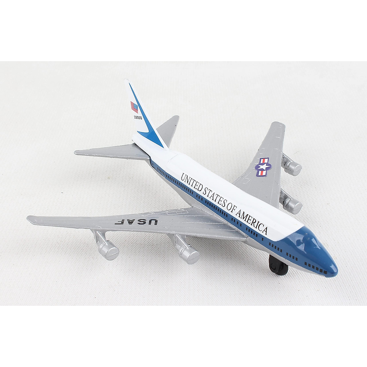 Daron Worldwide Trading RW015 Daron Runway24 Air Force One Boeing 747 Diecast