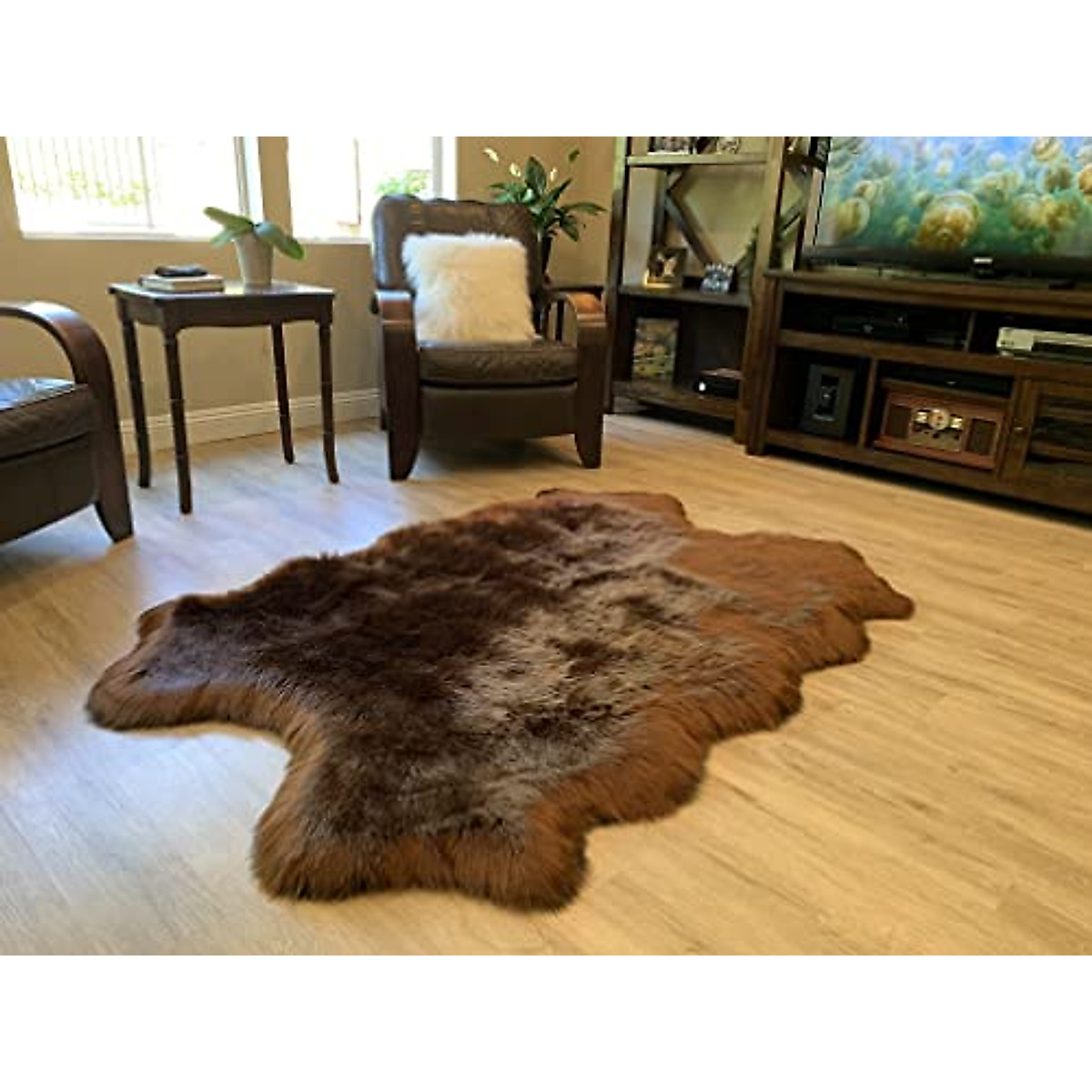 LAMBZY Faux Sheepskin Super Soft Hypoallergenic Silky Shag Rug for Living Room, Kids Room, Sofa (Quarto 4 Pelts 4'x6', Brown)