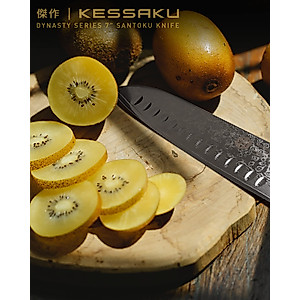 KESSAKU Santoku Knife - 7 inch - Damascus Dynasty Series - Razor Sharp Kitchen Knife - Forged 67-Layer Japanese AUS-10V High Carbon Stainless Steel - G10 Garolite Handle with Blade Guard