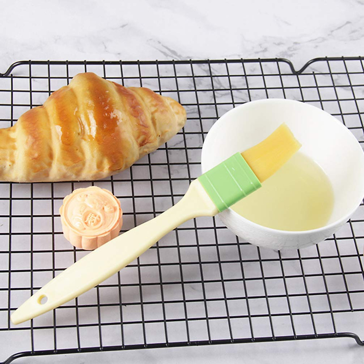 DOITOOL 3pcs Basting Brushes Plastic Pastry Baking Brushes BBQ Sauce Marinade Meat Brushes Glazing Oil Brushes for Bread Cake (Mixed Colors)