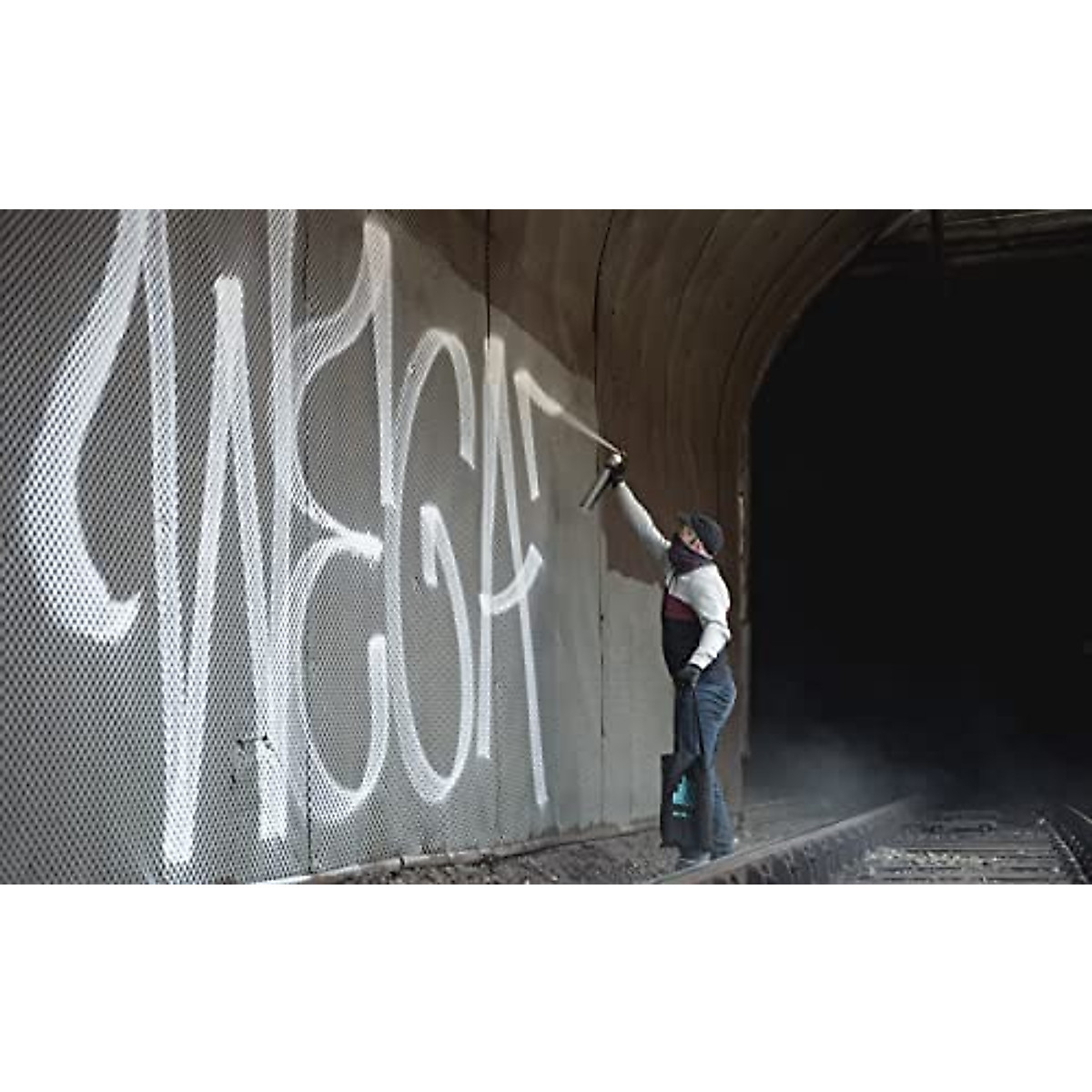 Montana Cans ULTRA WIDE Spray Paint, 750ml, Snow White, 25 Fl Oz (Pack of 1)