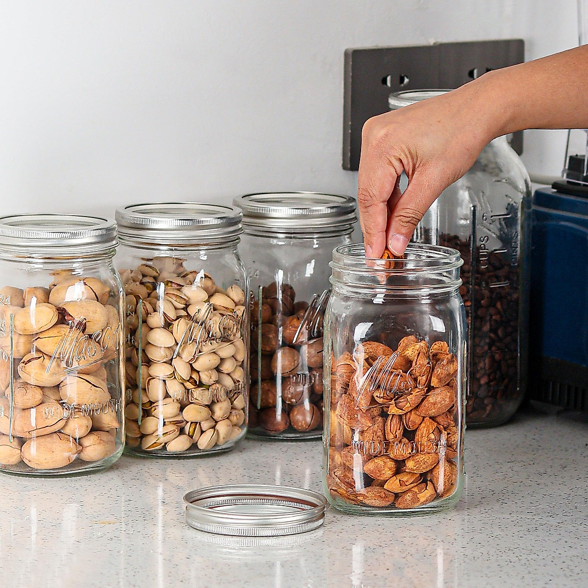 Wide Mouth Mason Jars 32 oz - 12 Pack Large Glass Mason Jars with Airtight Lids and Bands, 1 Quart Mason Jars for Pickling, Canning, Fermenting and Food Storage, Microwave & Dishwasher Safe