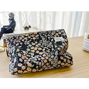 HAPPYHEIDI Women Aesthetic Travel Makeup Bag Accessory Zipper Pouch for Cosmetics, Purse Organizer, Embroidery Lucky Flowers Black