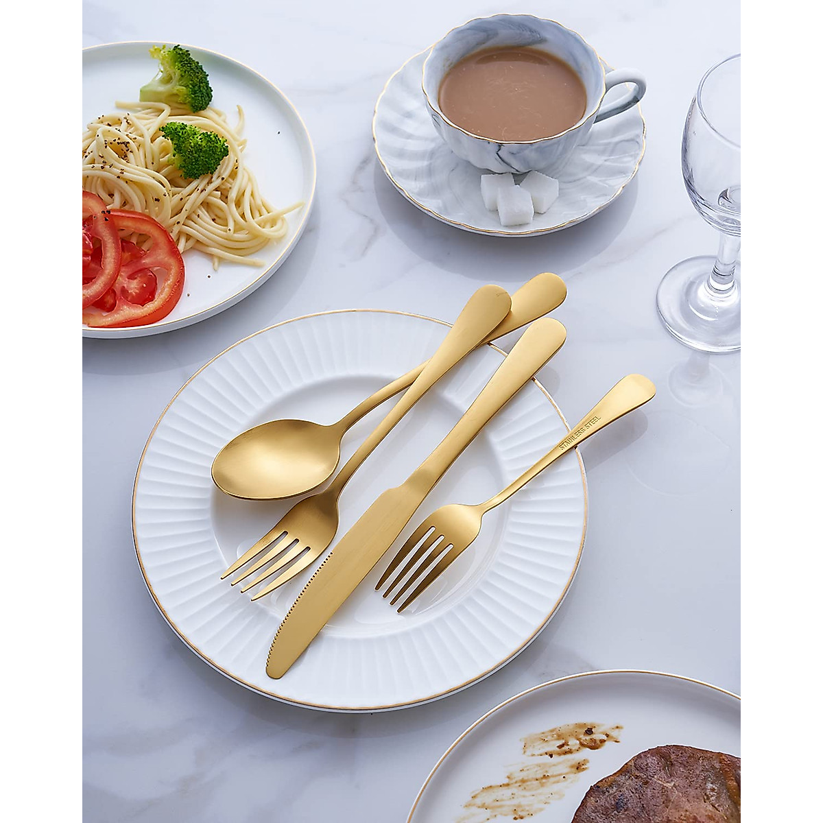 Joincook Matte Gold Silverware Set with Steak Knives,Stainless Steel Flatware Set,24 Pieces Set Cutlery Utensils Set Service for 4,Spoons and Forks Set, Dishwasher Safe